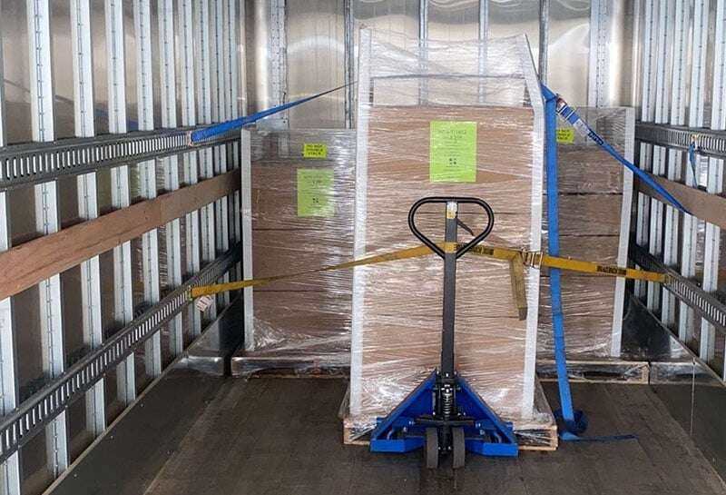 How to Start a Hotshot Trucking Business